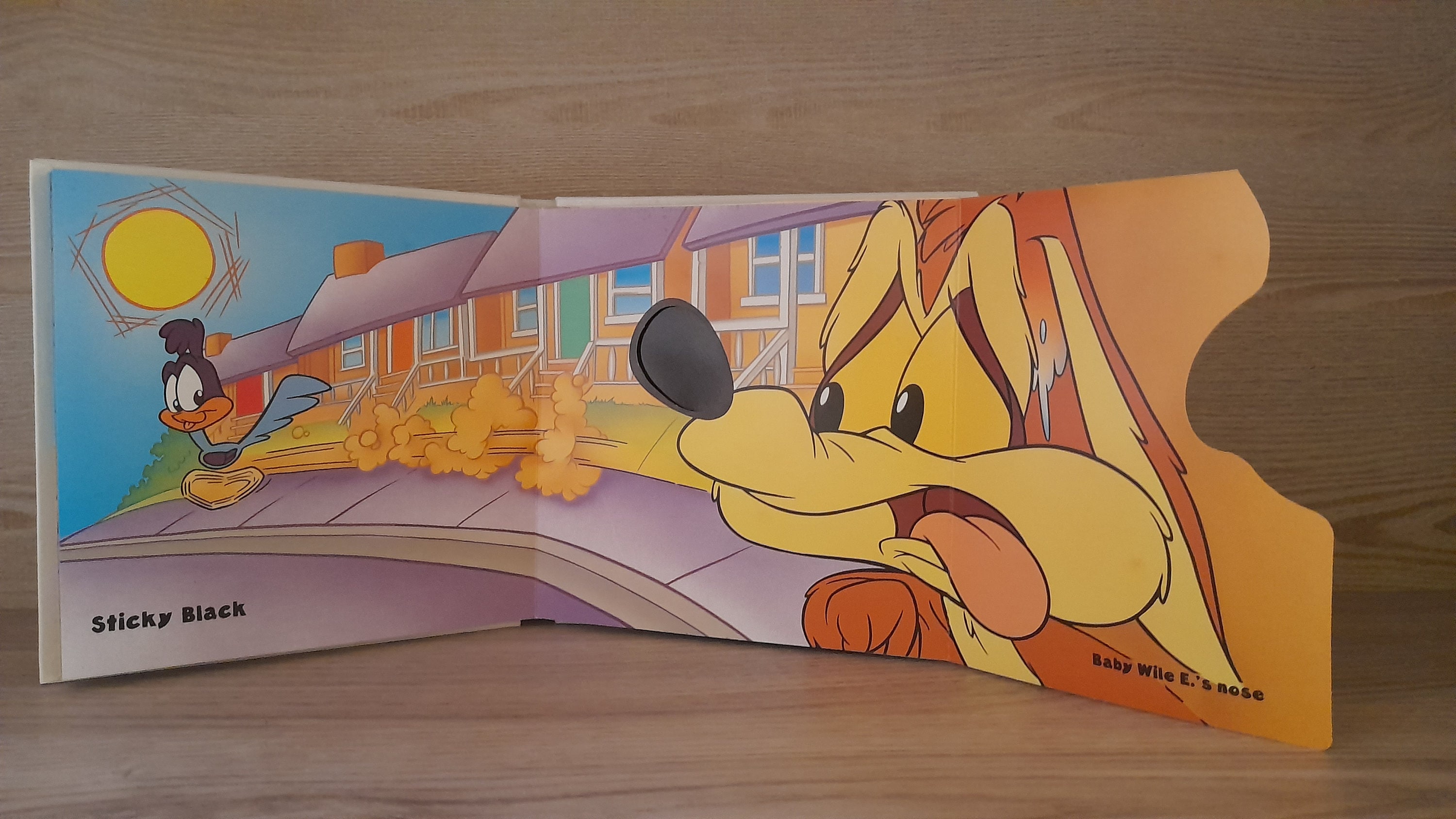 Baby Looney Tunes Lovables Book, Looney Tunes Characters, Touch and ...