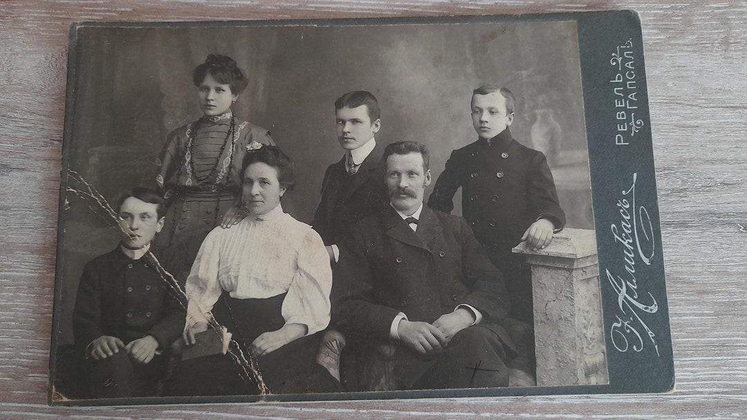 Cabinet Card Family Portrait, Historical Studio Portrait, 19th Century ...