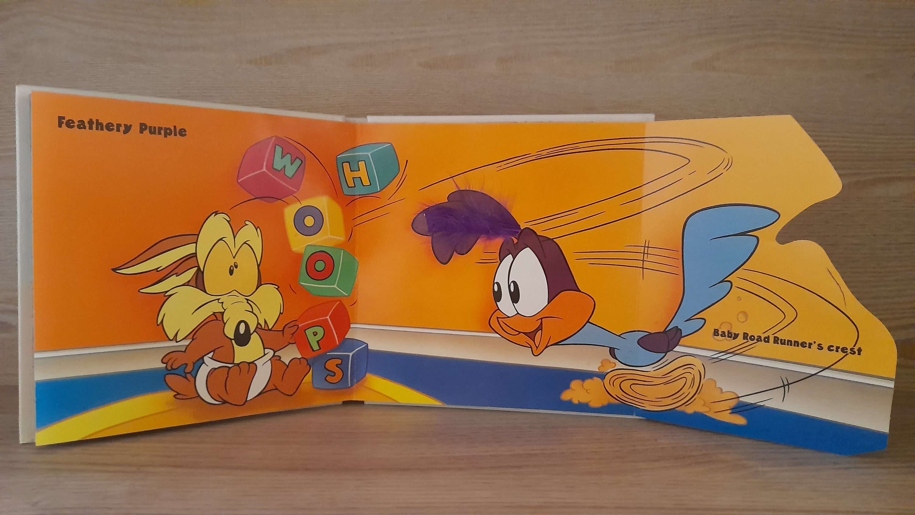 Baby Looney Tunes Lovables Book, Looney Tunes Characters, Touch and ...