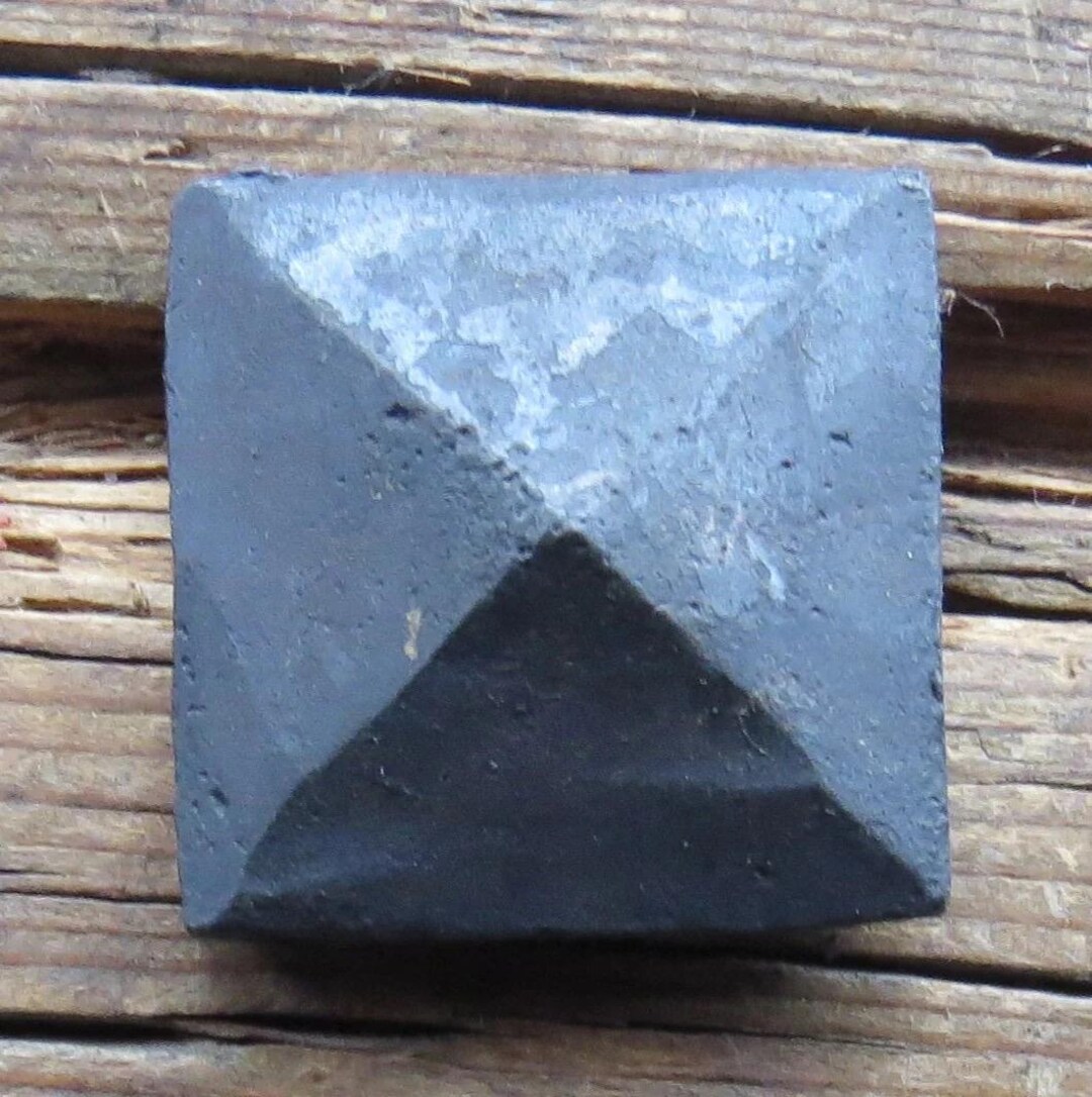 1 1/4” Square Hammered Pyramid Head Clavo - Wrought Iron Bulk Box (60) - Etsy