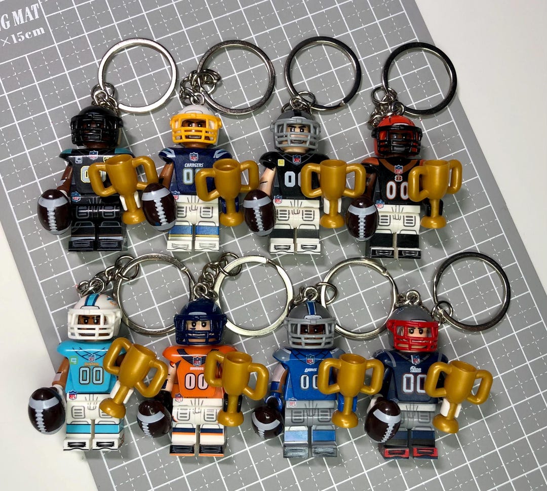 Football Team Keychain/keyring-jacuars/chargers/raiders/bengals ...
