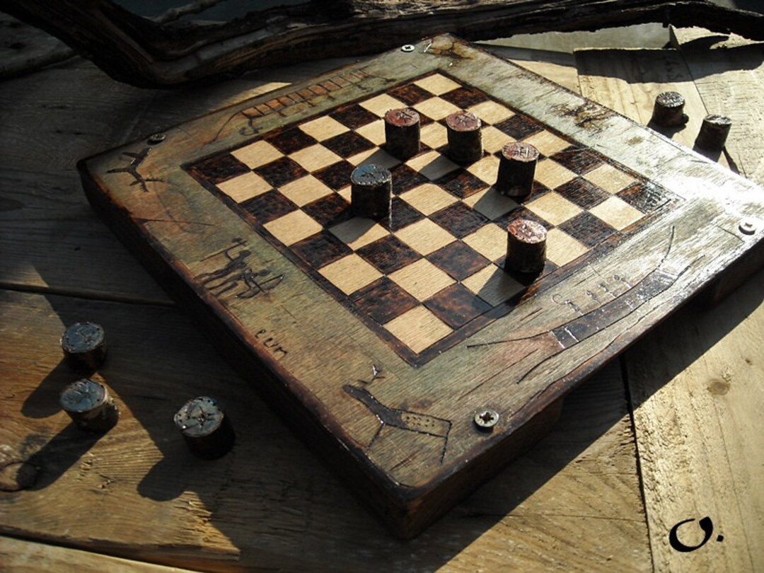 Handmade Rustic Checkers Boardgame - Vintage Wooden Draughts Tablegame ...