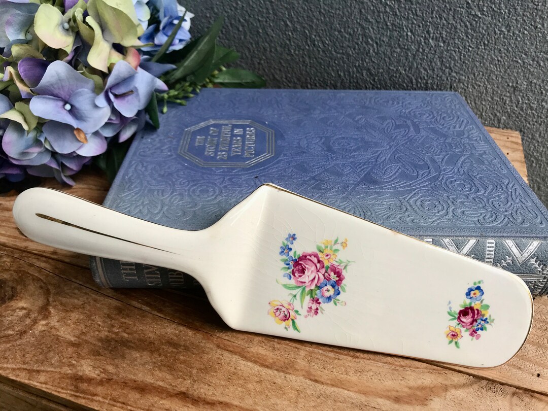 Vintage Royal Tudor Ware China Cake Slice With Floral Decoration. No.2 ...