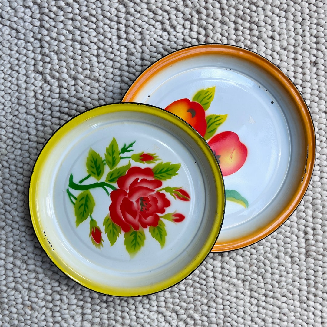 Two Vintage 1950s Enamelware Tray Bowl Farmhouse Yellow and Orange ...