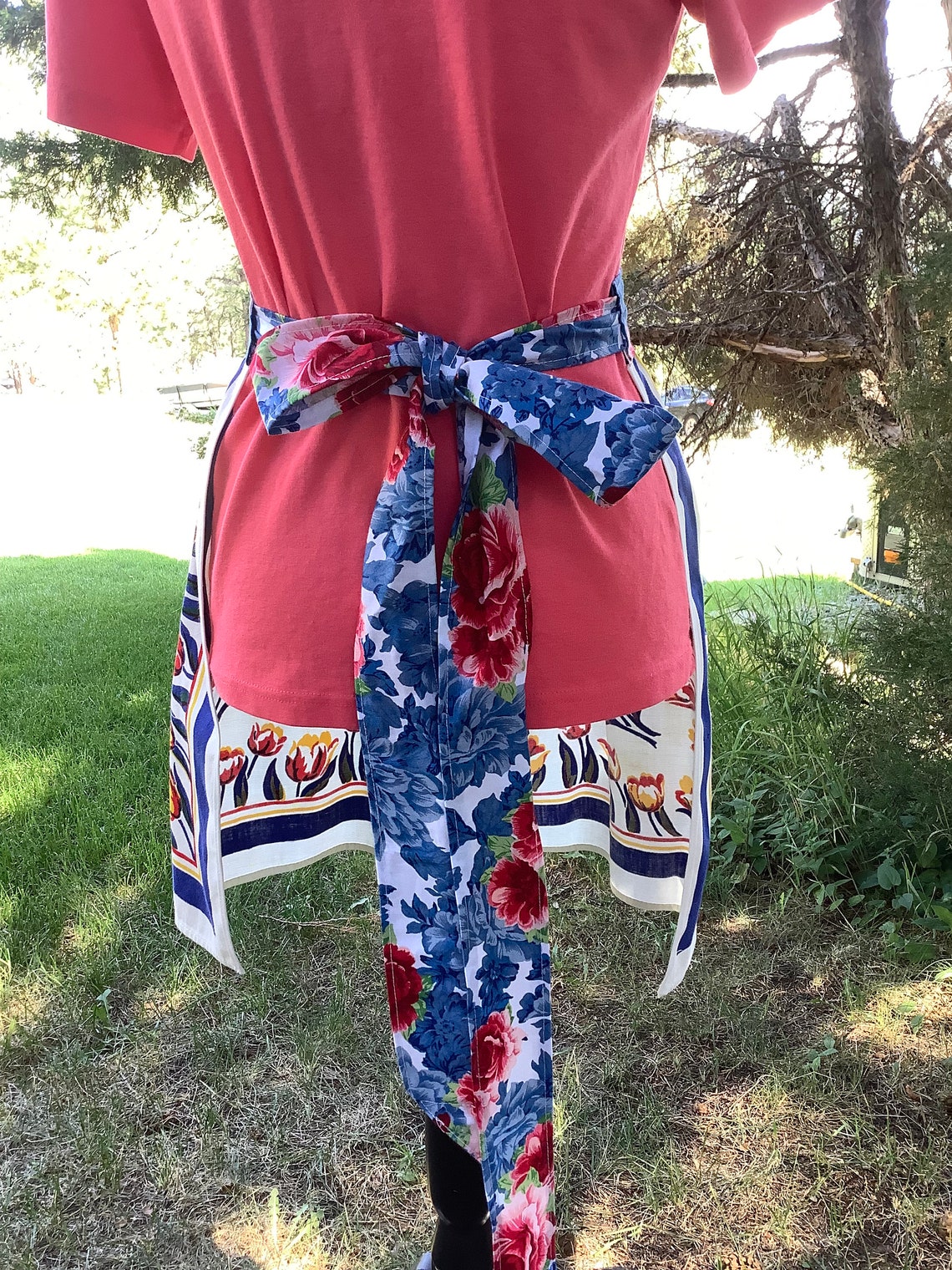 Women's Half-apron, Made From 1950s Vintage Tablecloth, Tulips, Kitschy ...