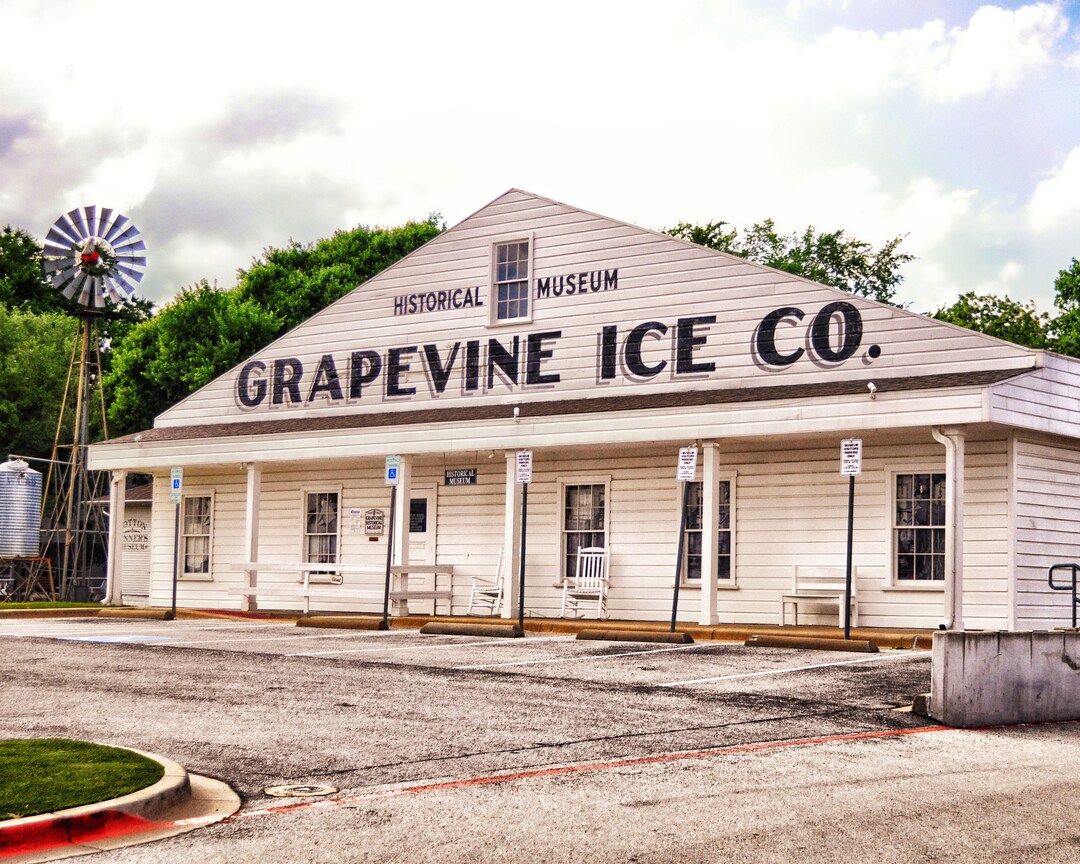 Texas Photography, Grapevine Ice Co. Photo Print, Wall Decor, Farmhouse ...