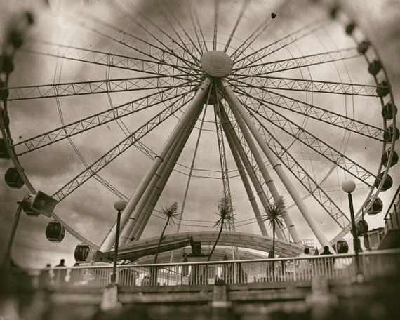 Abstract Ferris Wheel