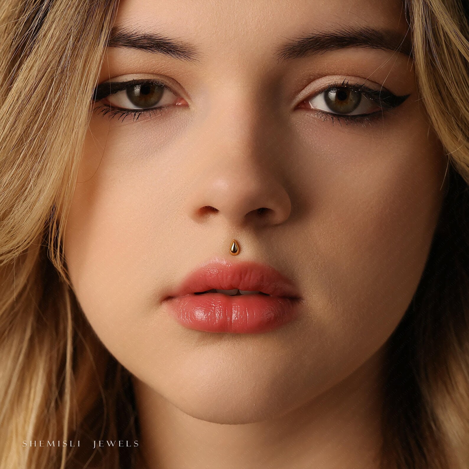 Teardrop Lip Stud, Threadless Flat Back, Minimalist Style, A-SS851 - Etsy