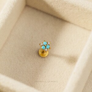 Tiny Turquoise Flower Threadless Flat Back Lip Labret Stud, 18,16ga, 6-10mm Unisex, Stainless ...