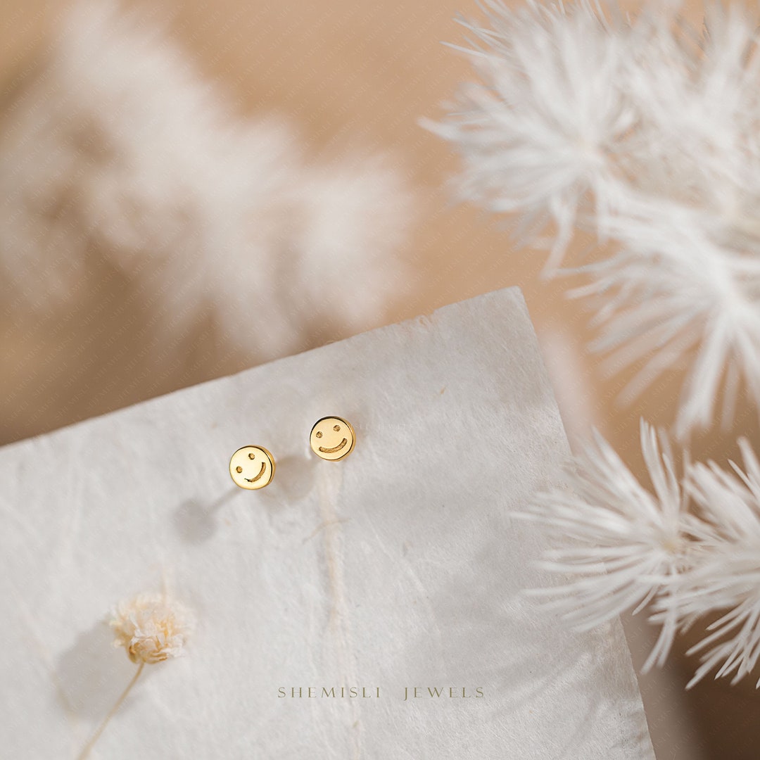 Tiny Smiley Face Stud Earrings, Gold, Silver SHEMISLI SS663 Butterfly ...