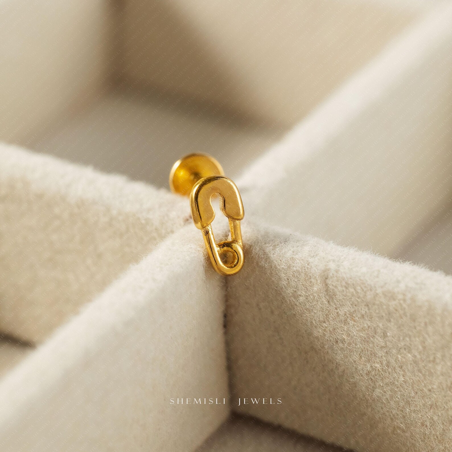 Safety Pin Nose Stud, Threadless Flat Back, Minimalist Style, A-SS985 ...
