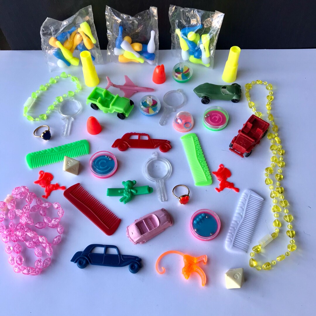 Vintage Plastic Cracker Toys and Charms. - Etsy
