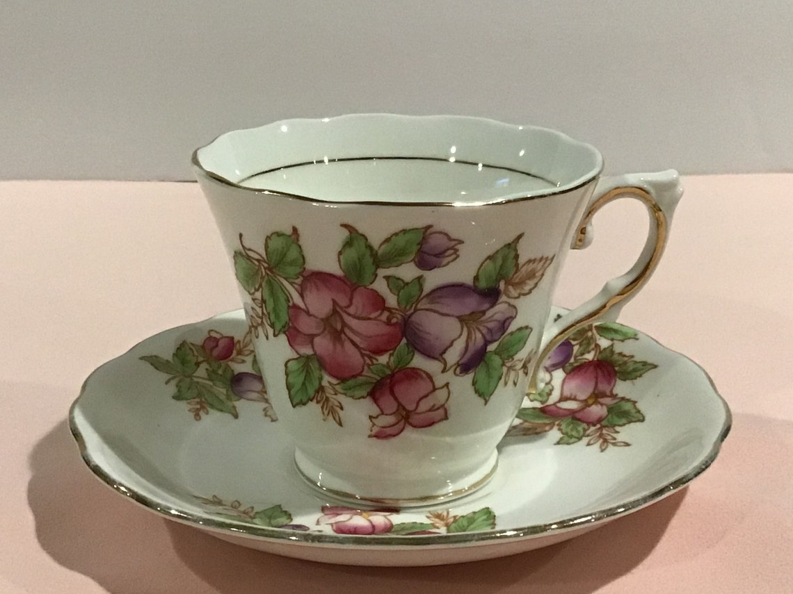 Colclough Bone China Tea Cup and Saucer Pattern 6631 Floral - Etsy