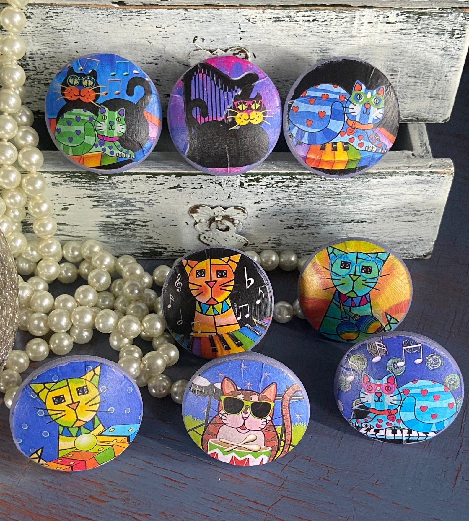 CATS Funky Pop Art Cabinet Knobs Drawer Pulls Set of 8 Kitty - Etsy