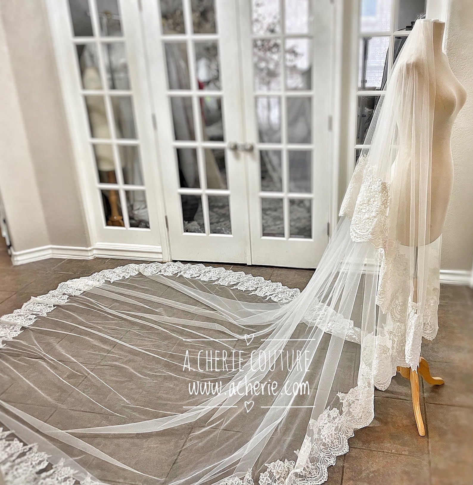 Wide Chantilly Lace Edge Royal Veil, Chantilly Lace, Lace Veils, Long ...