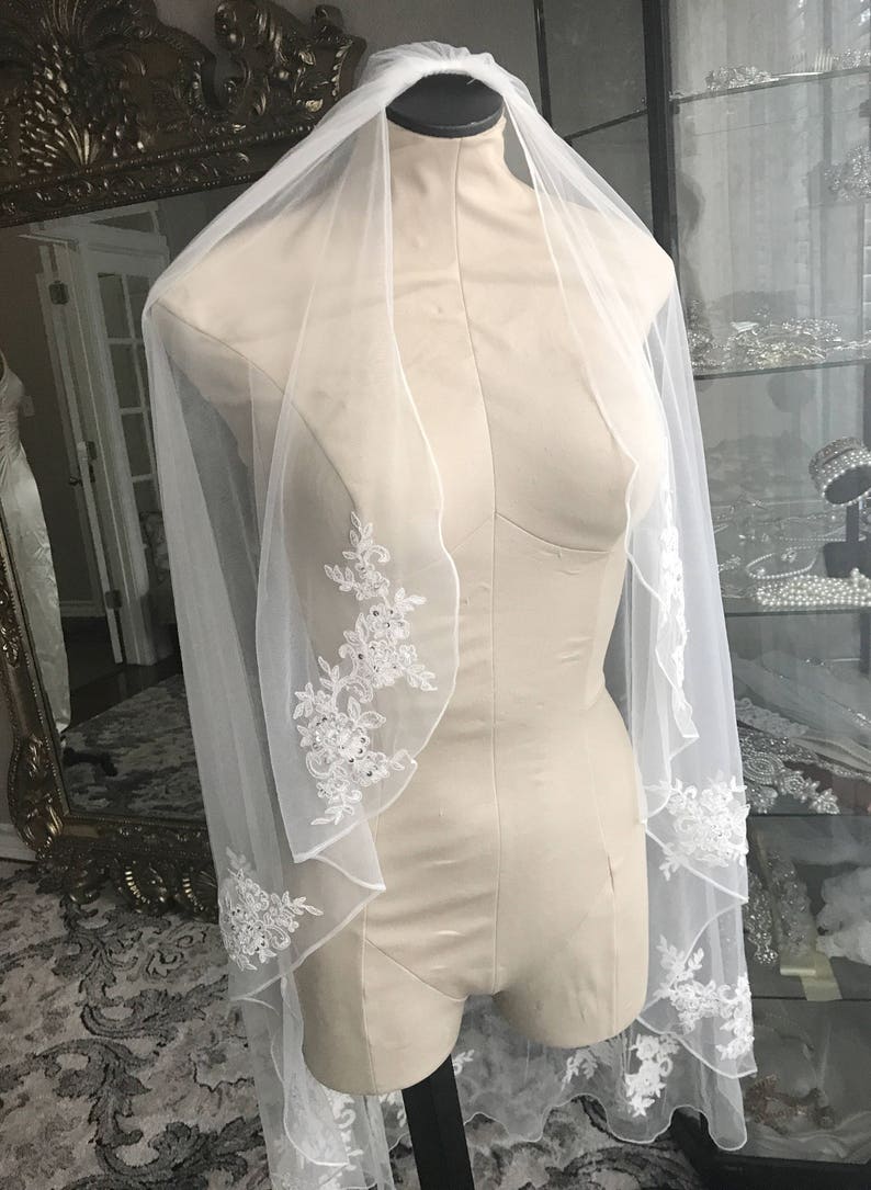 Beaded Lace Applique Short Layer Veil, Fingertip Layer Veil, Lace Veil ...