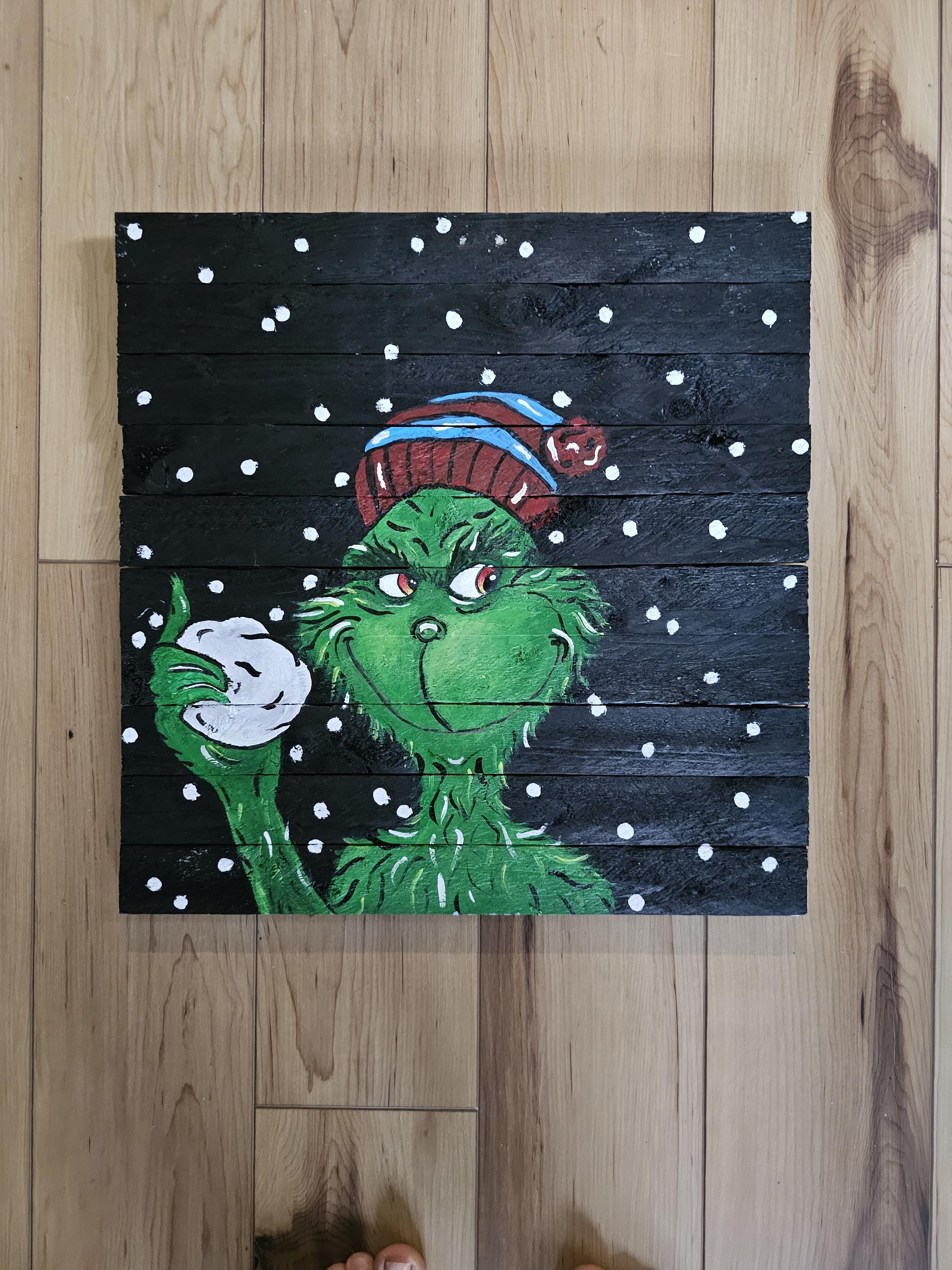 Snowball Grinch - Etsy