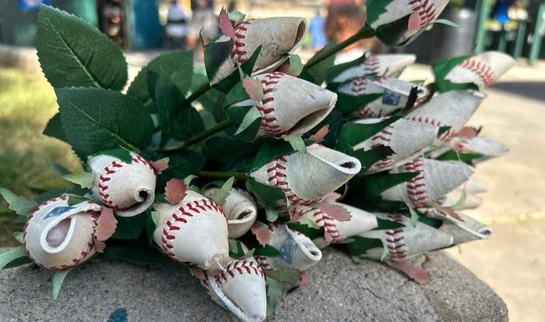 A Dozen Handmade Baseball Roses Made From Professional Baseballs - Etsy