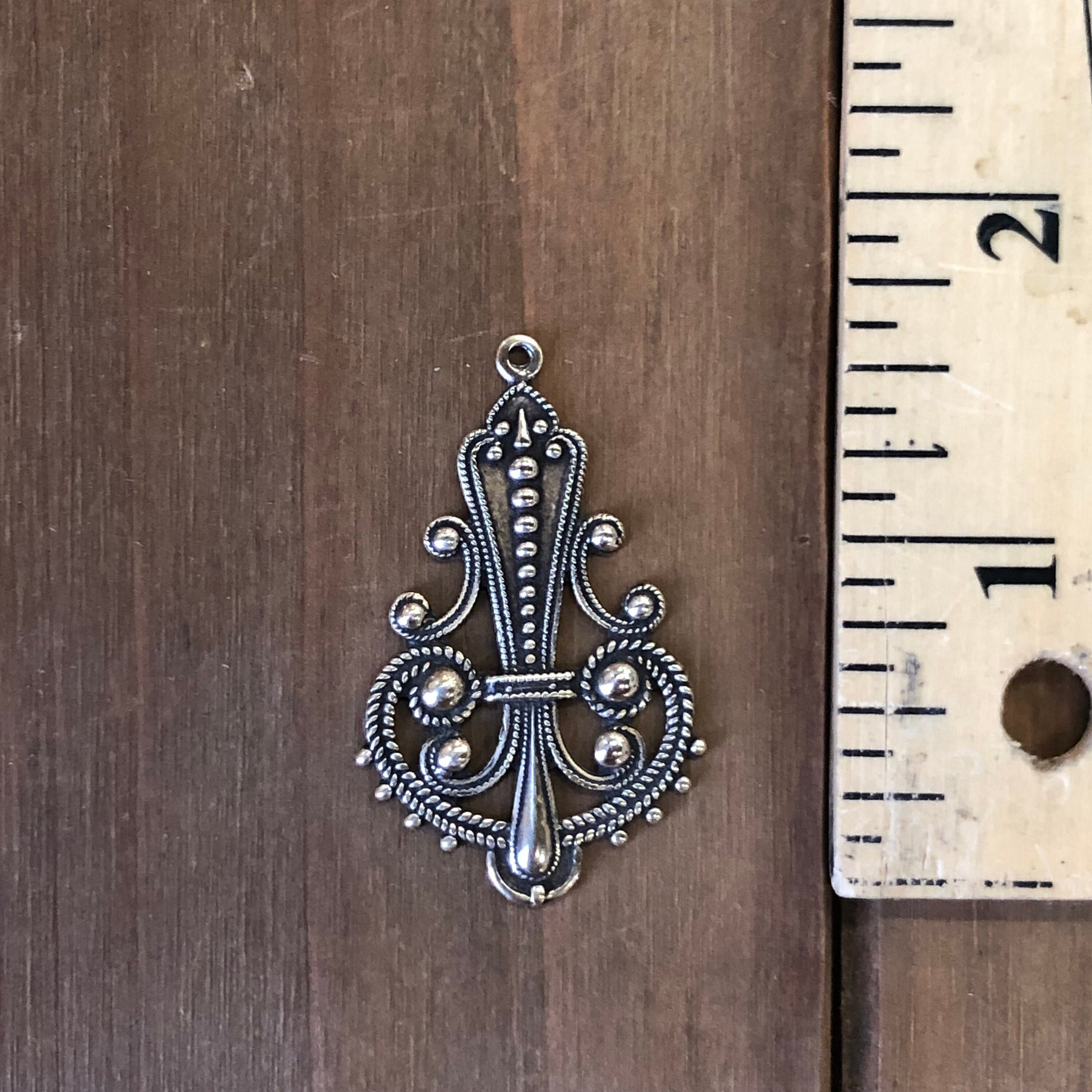 Filigree Stamping Finding with loop. Solid Brass USA Made. - Etsy.de