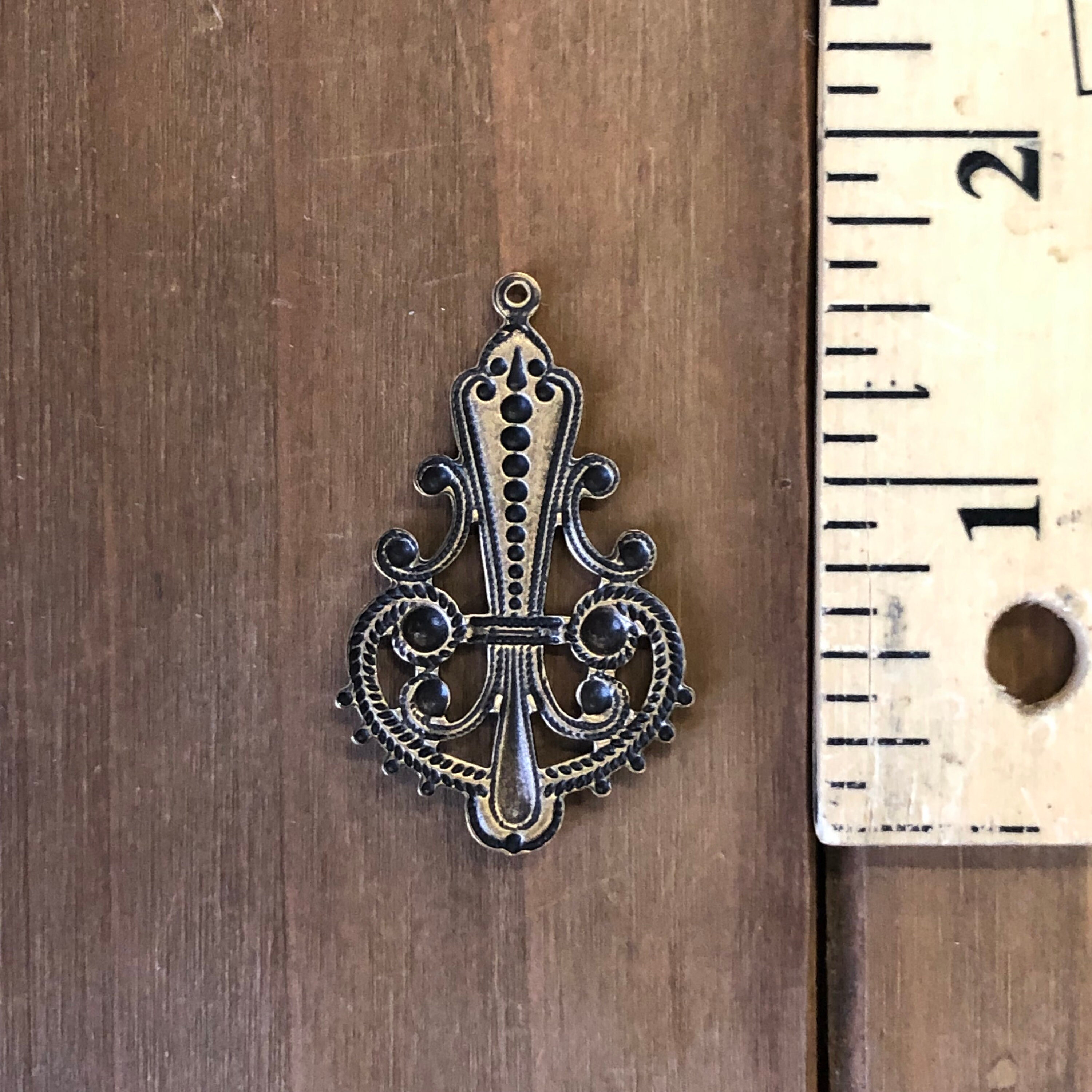 Filigree Stamping Finding with loop. Solid Brass USA Made. - Etsy.de