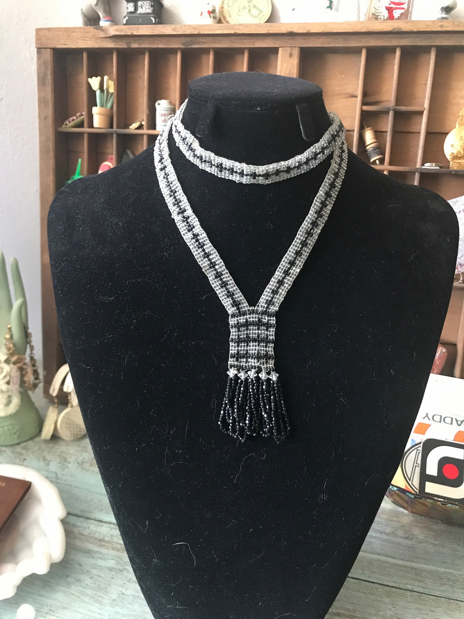 1920's Flapper Art Deco Flat Glass Bead Tassel Sautior Larait Necklace ...