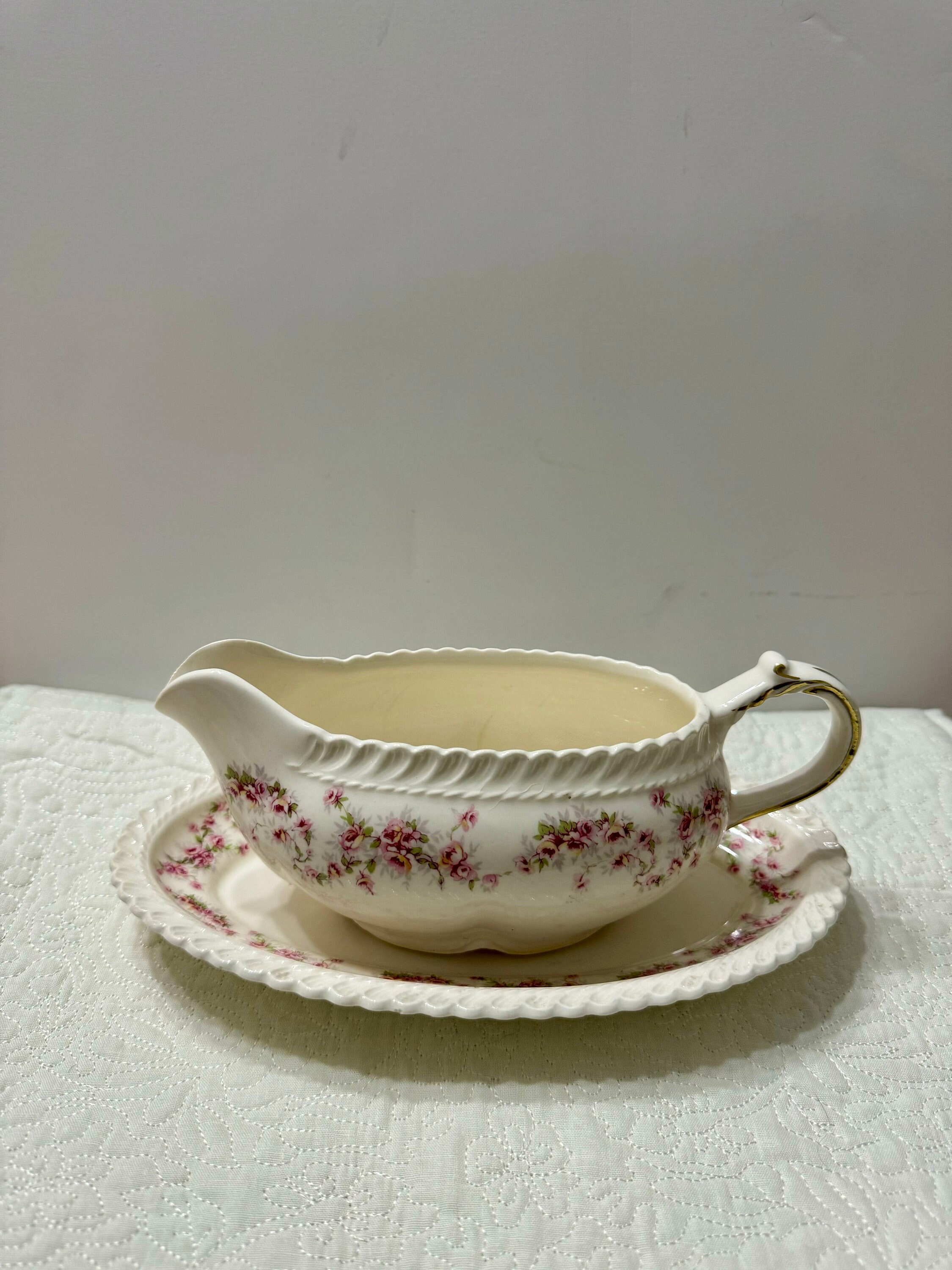 HARKER BRIDAL ROSE Royal Gadroon Vintage Gravy Boat and Dish - Etsy