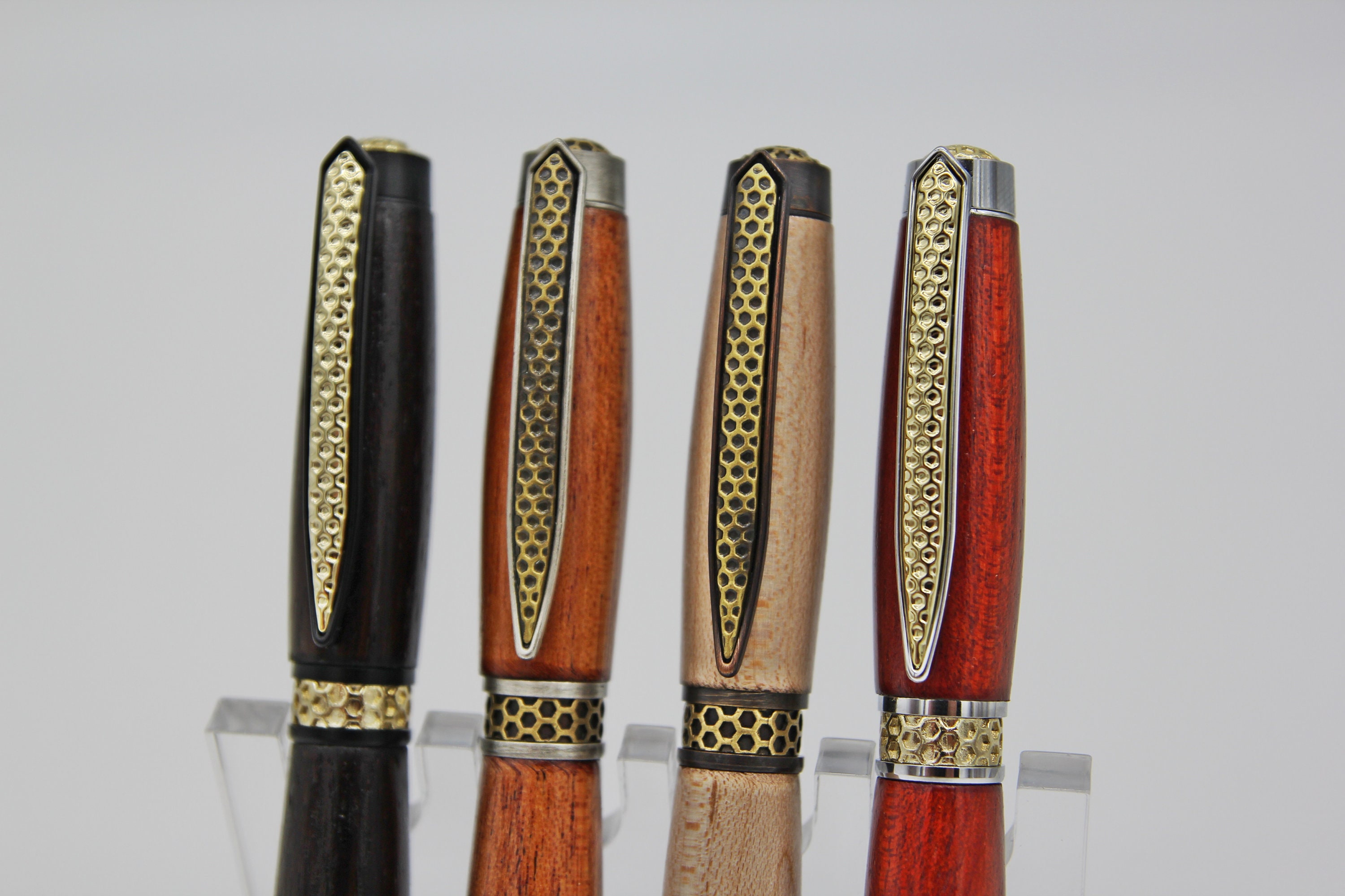 Honey Bee Pen - Beekeepers Pen - Bee Pen - Apiarists Pen - Honeycomb ...