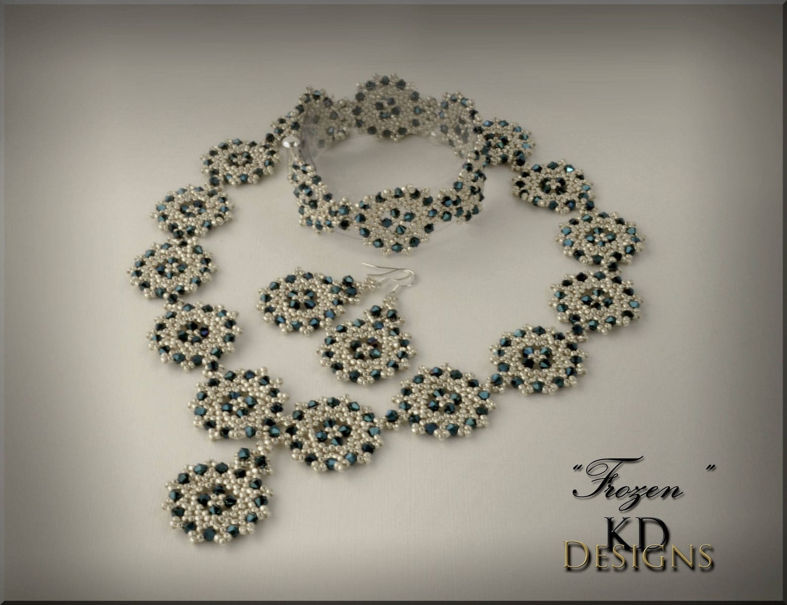 Tutorial/pattern for "frozen" Necklace Set - Etsy