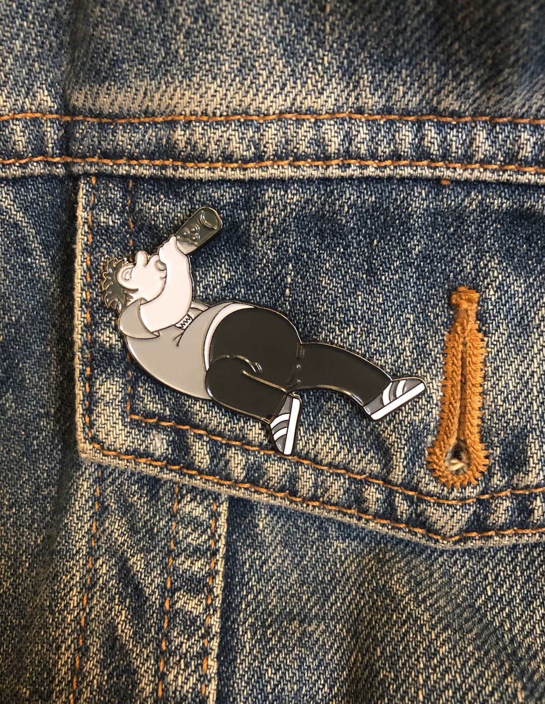 Noir Drinking Barney Gumble (the Simpson's) Soft Enamel Pin - Etsy