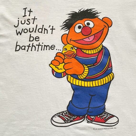 90s Sesame Street Ernie Rubber Duckie T-Shirt. Vintag… - Gem