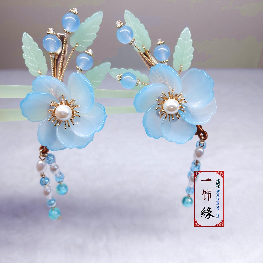 A Pair of Frosted Blue Floral Hair Clip With Dangle| Perfect Hair Clip ...
