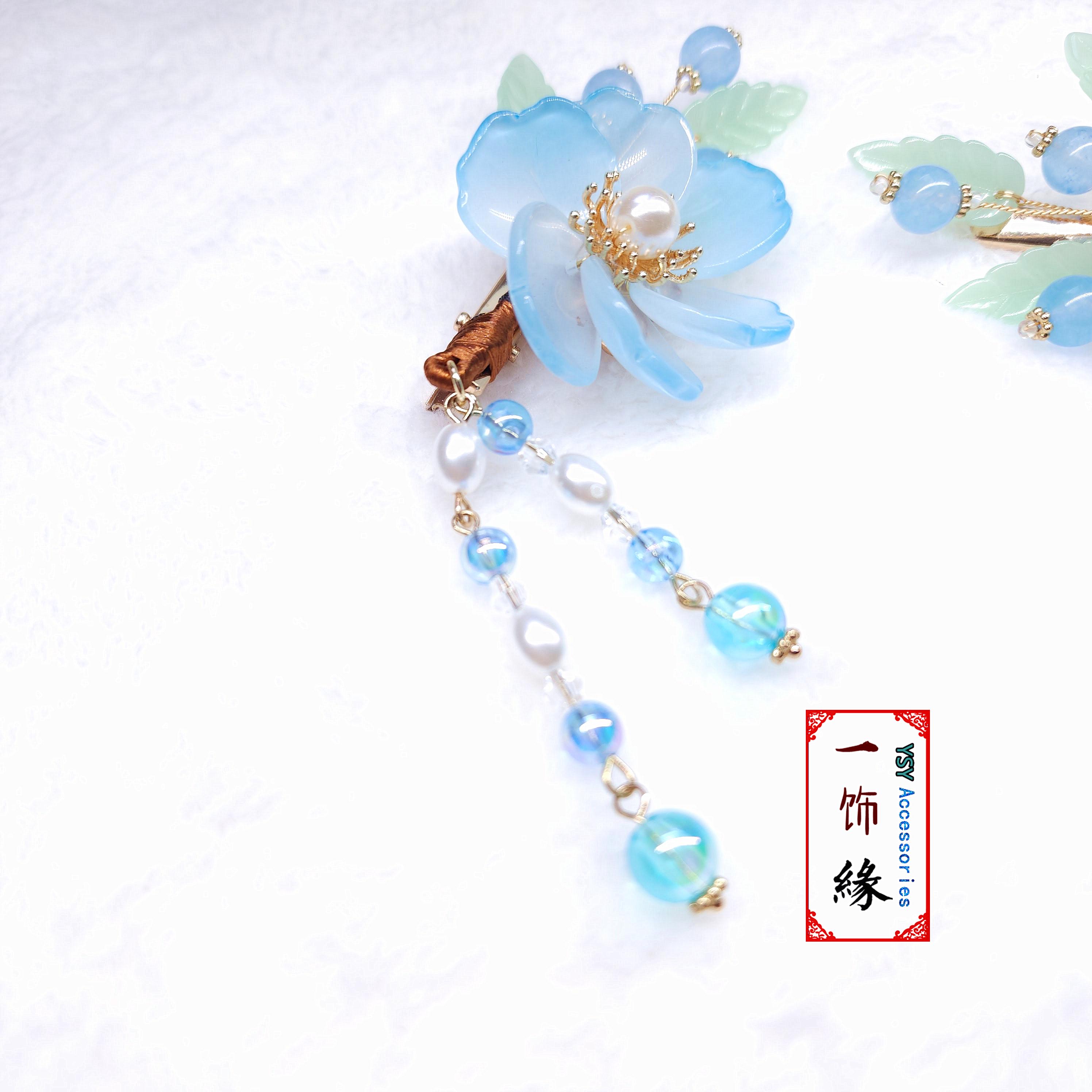 A Pair of Frosted Blue Floral Hair Clip With Dangle| Perfect Hair Clip ...