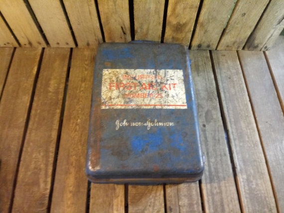 Vintage First Aid Kit - Gem