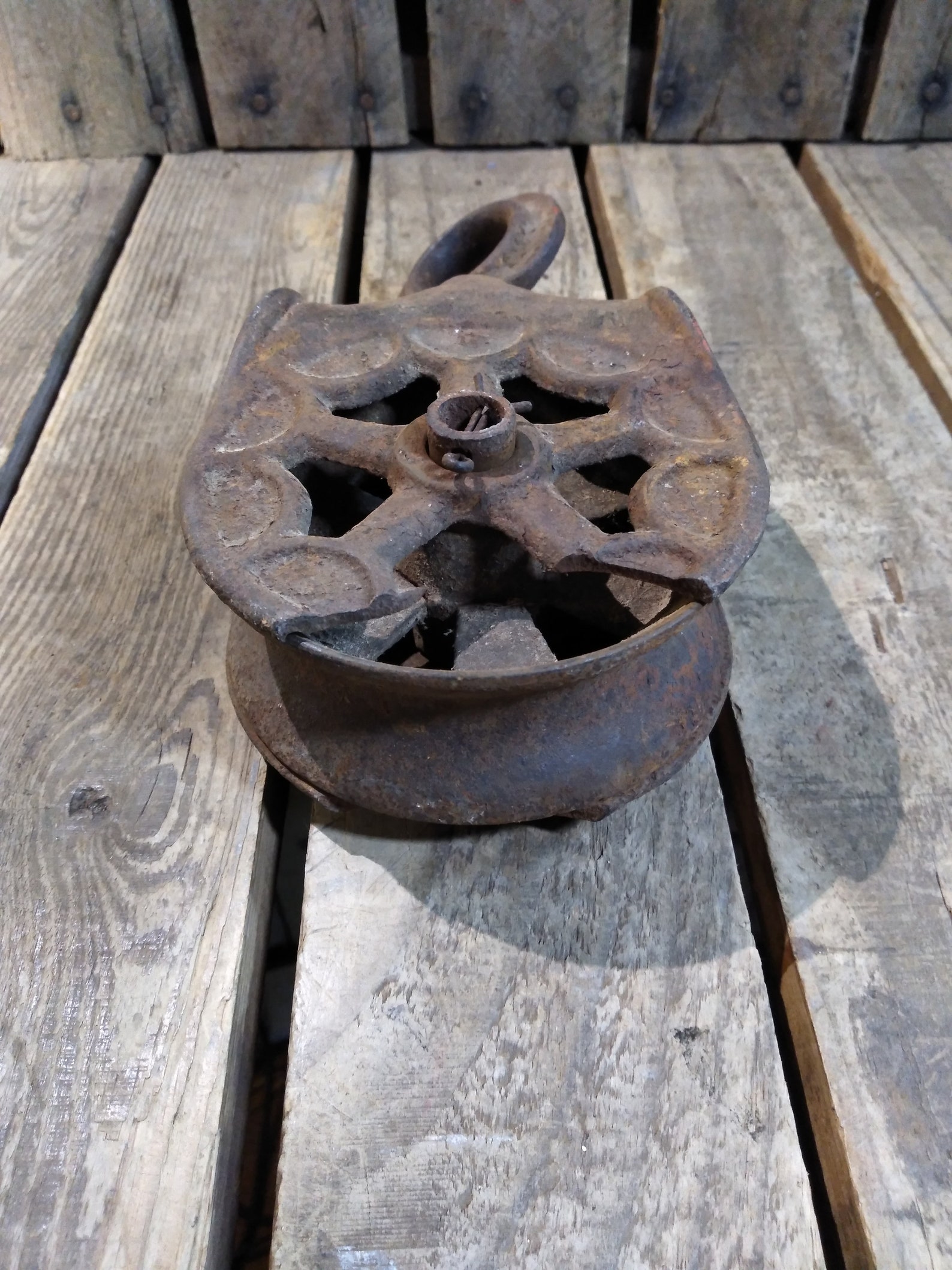 Antique Rusty Pulley - Etsy