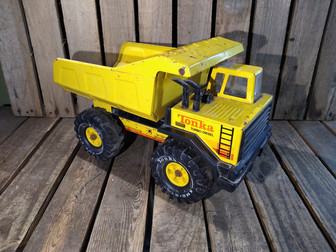 Vintage Rusty Tonka Truck - Etsy