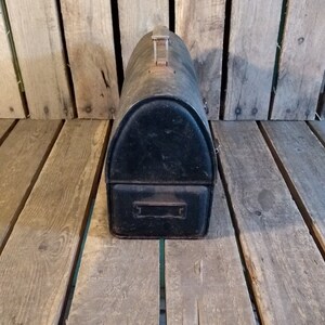 Vintage Rusty Lunchbox - Etsy