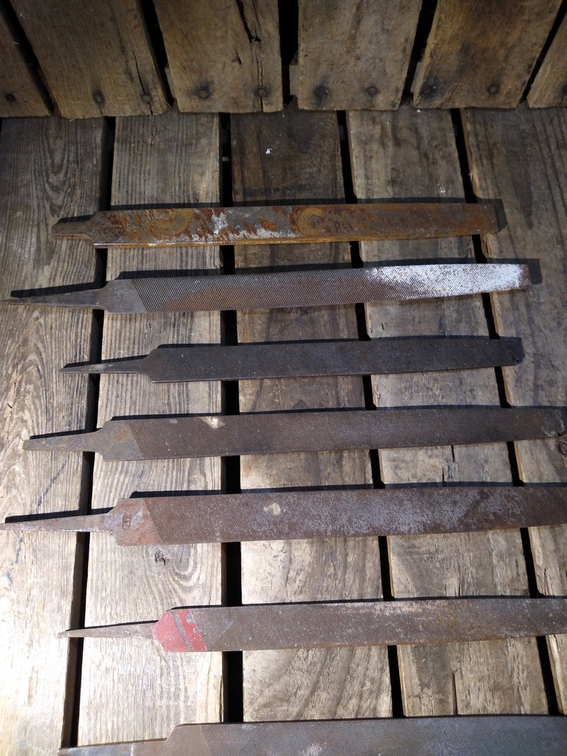 7 Vintage Rusty Files - Etsy