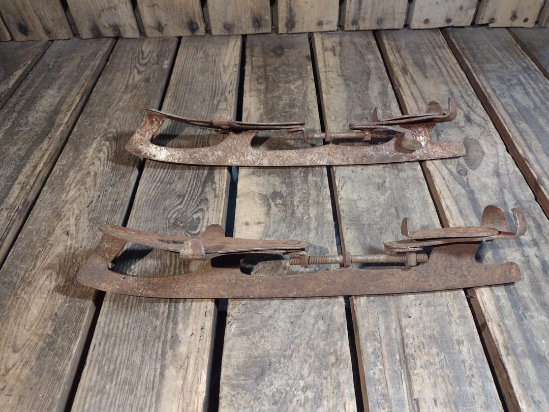 Antique Rusty Ice Skates – Primitive Farmhouse Winter Decor, Rustic ...