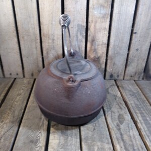 Antique Rusty Kettle - Etsy