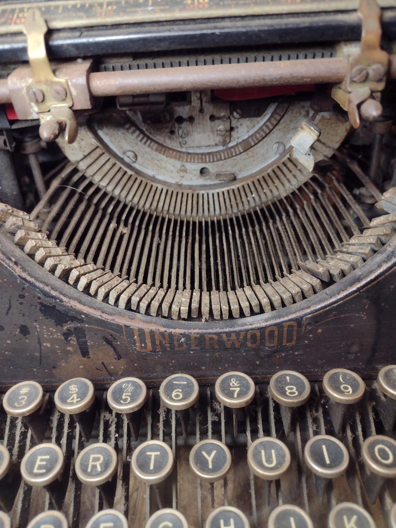 Underwood Manual Typewriter Display Piece Non Working Restoration ...