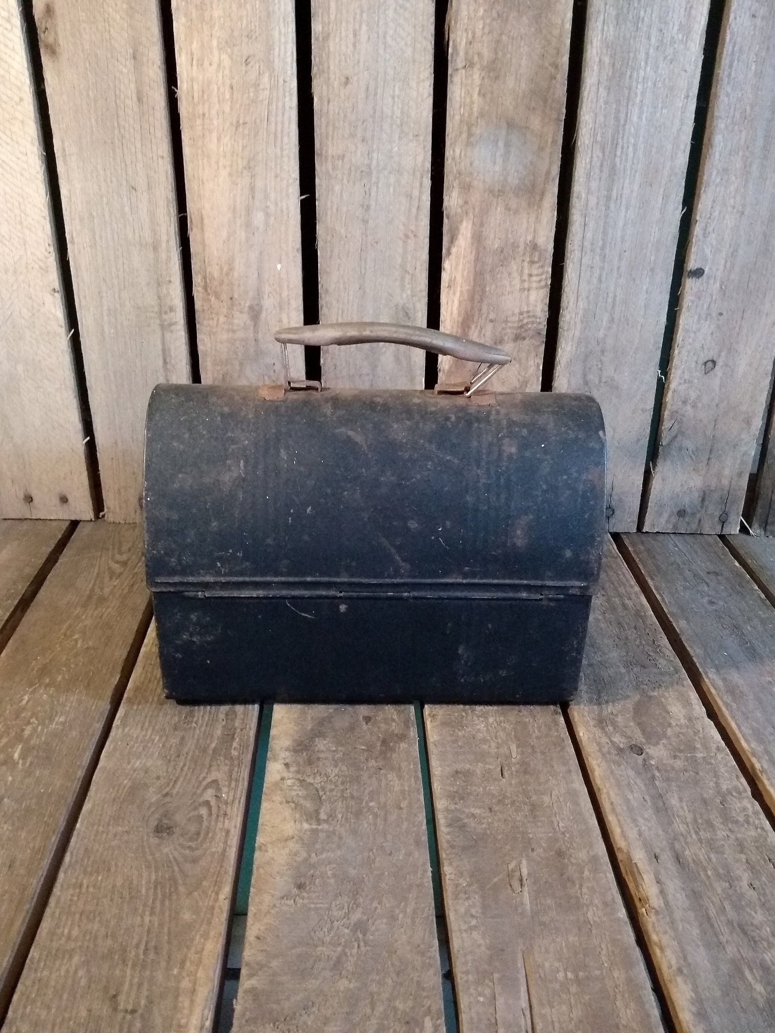 Vintage Rusty Lunchbox | Etsy