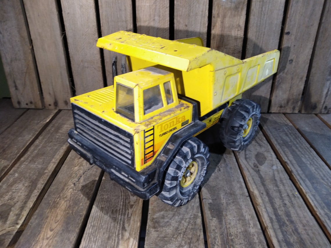 Vintage Rusty Tonka Truck - Etsy