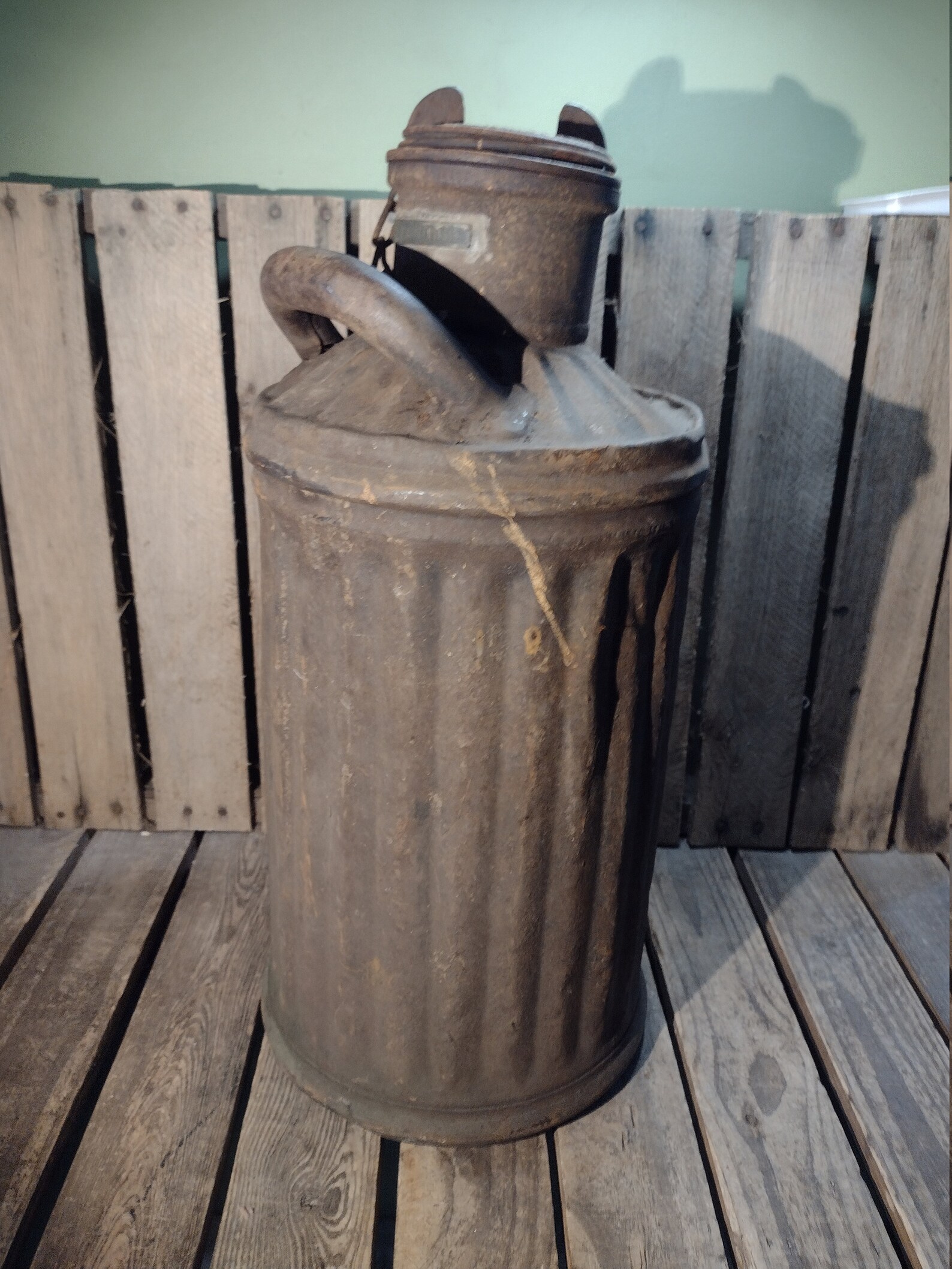 Antique Rusty Oil Can - Etsy