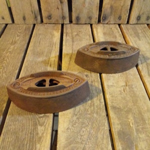 2 Antique Rusty Irons, - Etsy