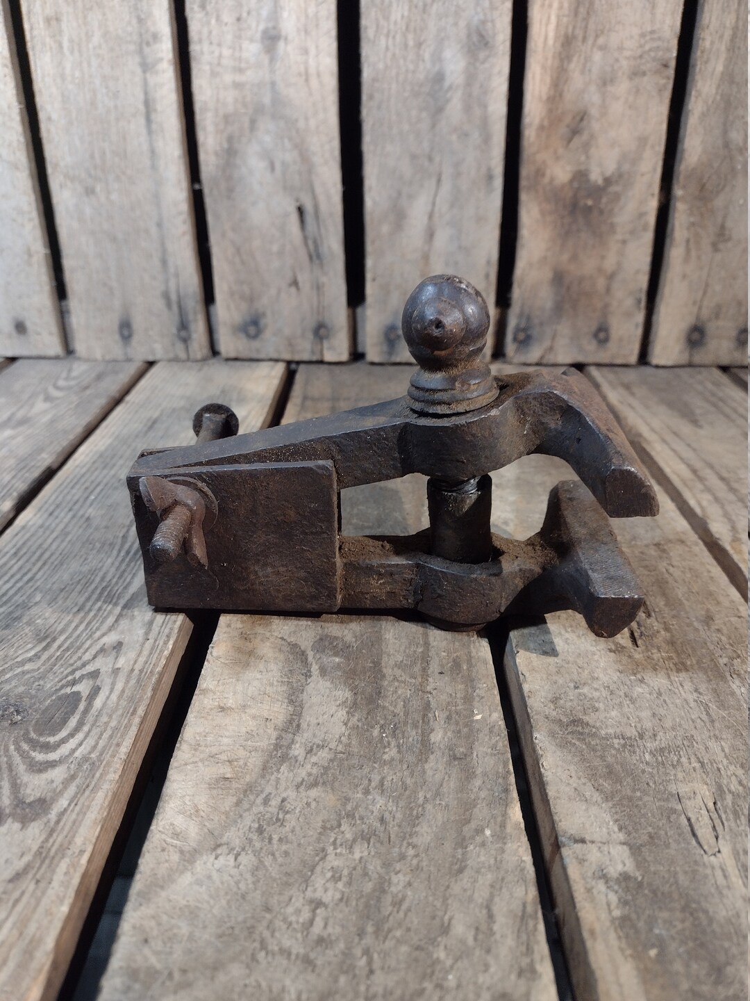 Small Antique Vise - Etsy