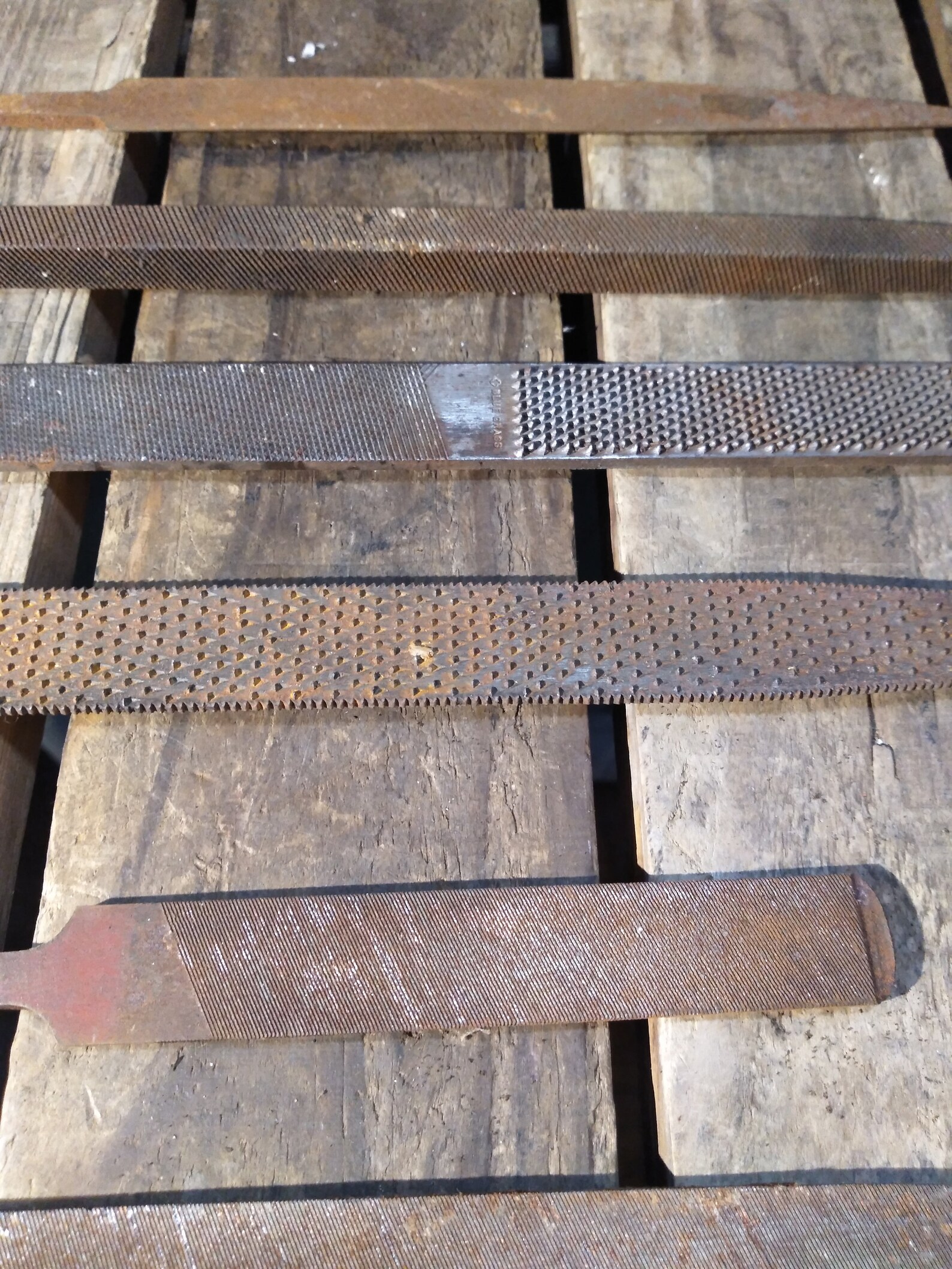 7 Vintage Rusty Files - Etsy