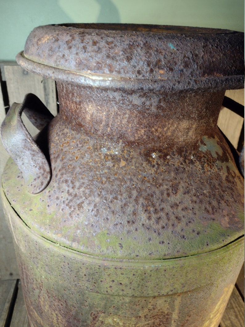Large Vintage Rusty Milk Can: Farmhouse Rustic Decor (25x13x13 Inch) - Etsy