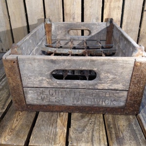 Vintage Rusty Crate - Etsy