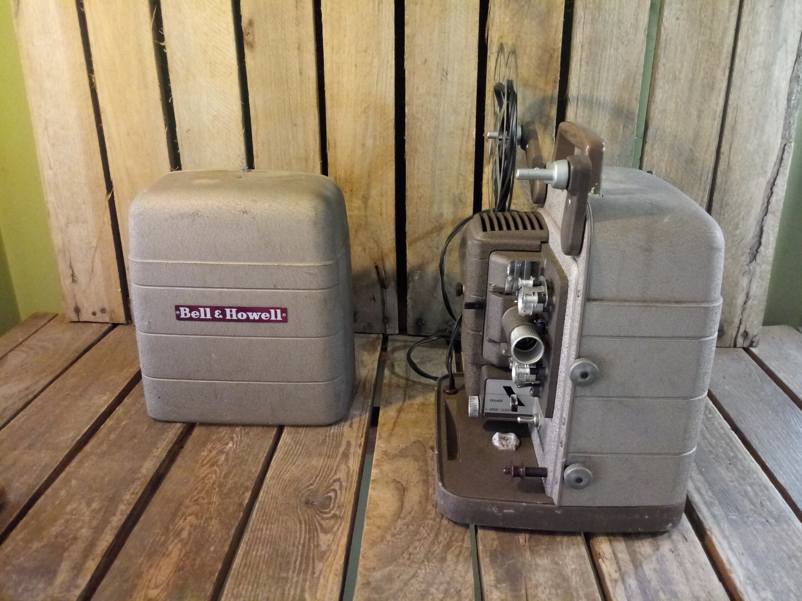 Vintage Bell Howard Projector - Etsy