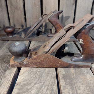 2 Antique Rusty Woodworking Planes - Etsy